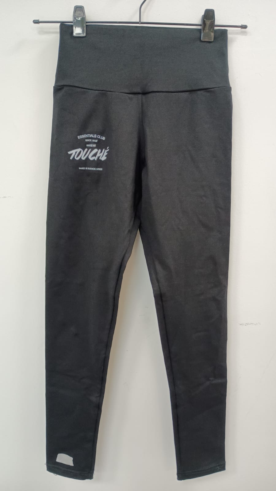 ESSENTIAL CLUB BLACK (FALLA)